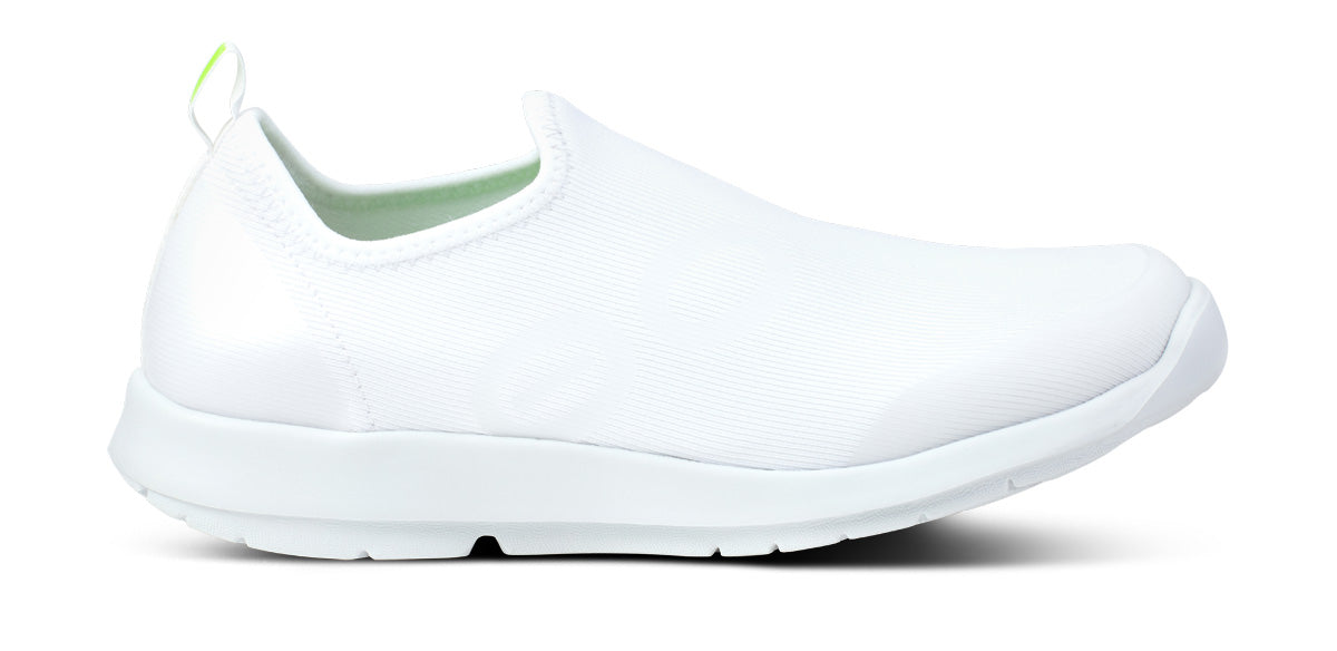 OOFOS Women's OOmg Sport Recovery Shoe - White – oofos.co.uk